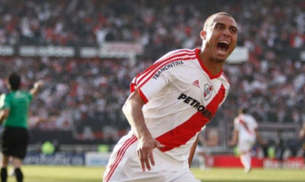 A 7 años del retiro de David Trezeguet, una de las glorias de River que ...