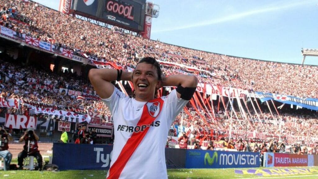 Video: el inolvidable golazo de Marcelo Gallardo en su último ...