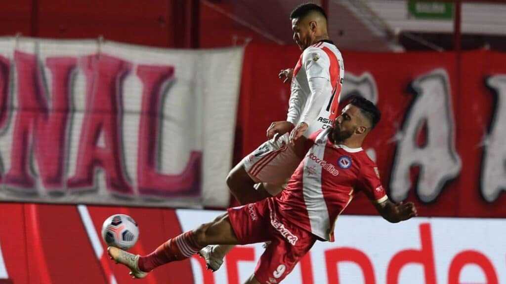 River Y Un Duro Debut Frente A Argentinos Hora Formaciones Y Cómo Ver